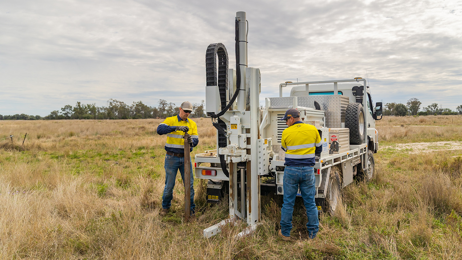 Above and below ground monitoring in the Rangelands - Soils For Life